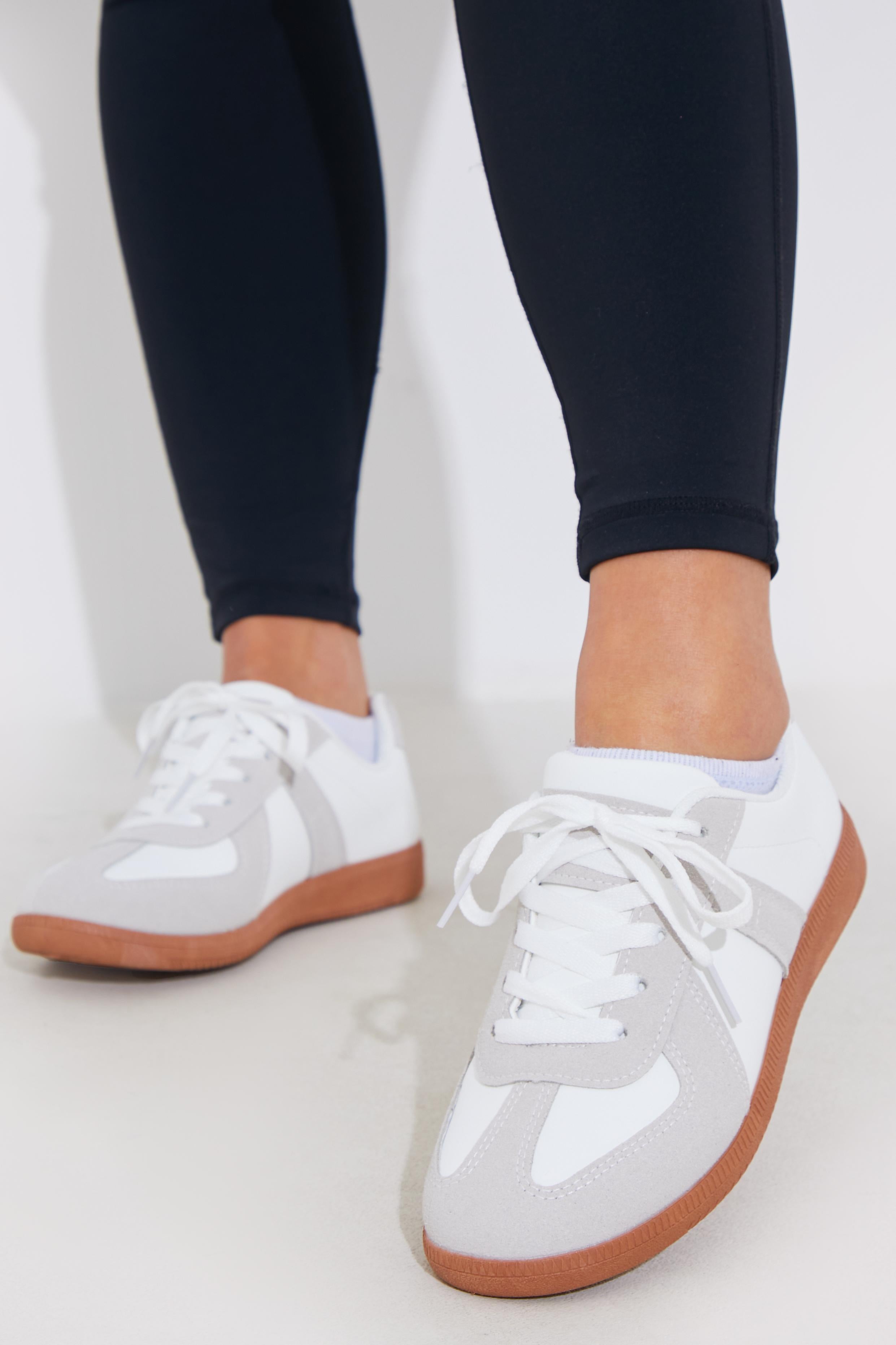 CONTRAST PANEL TRAINERS – InTheStyle