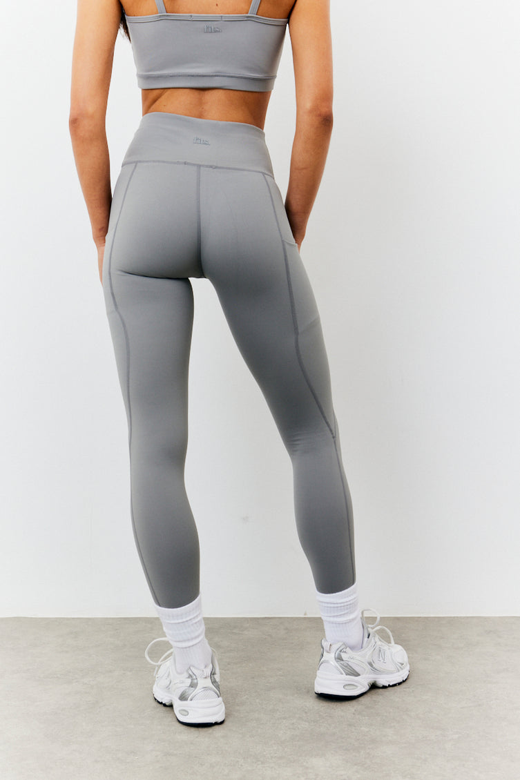 Soft Touch Seam Detail Legging – InTheStyle