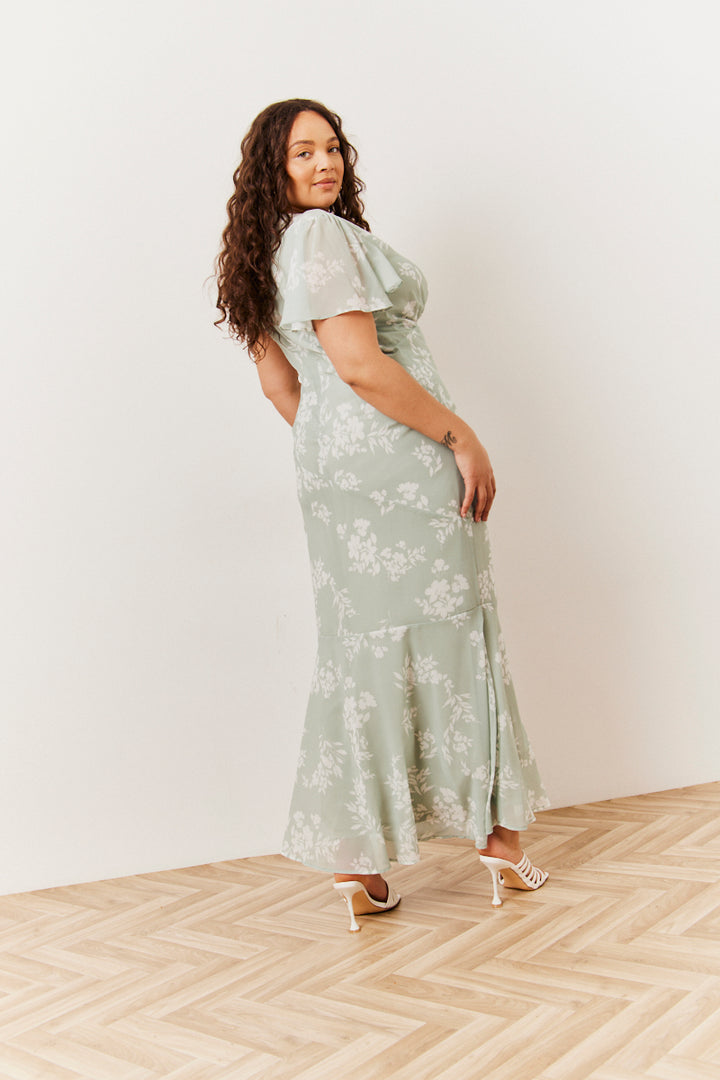 Day Drinking Outfits | Women's Day Party Outfits & Dresses – InTheStyle