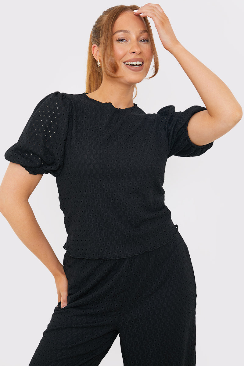 Stretch Broderie Top – InTheStyle